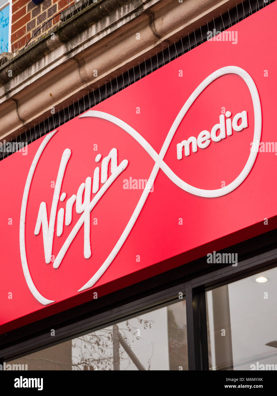Virgin media logo Banque de photographies et d’images à haute ...