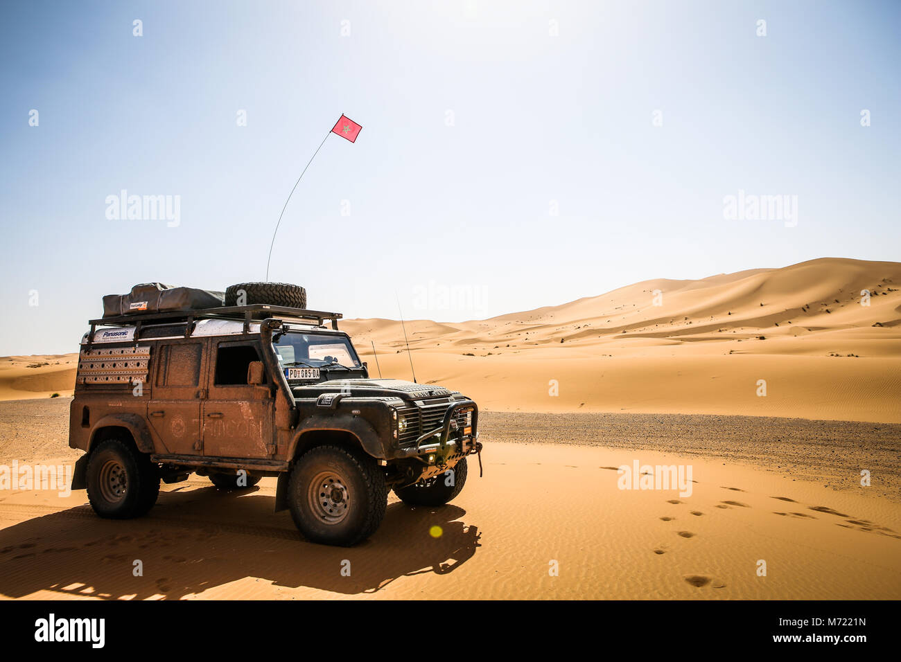 Desert defender Banque de photographies et d’images à haute résolution ...