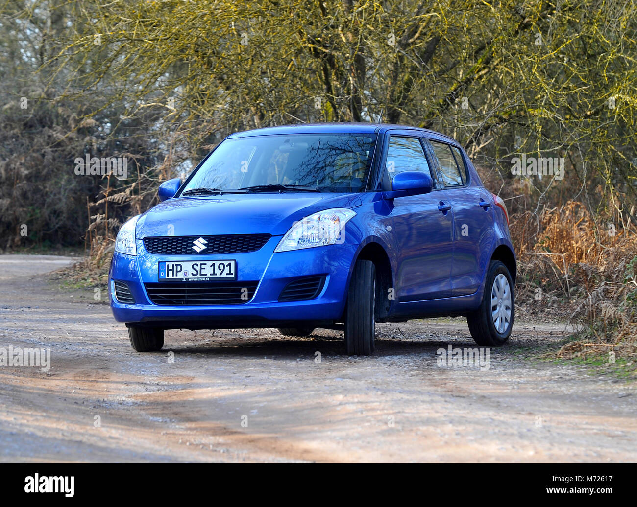 2011 Suzuki Swift 4x4 petite voiture toutes roues motrices Photo Stock ...