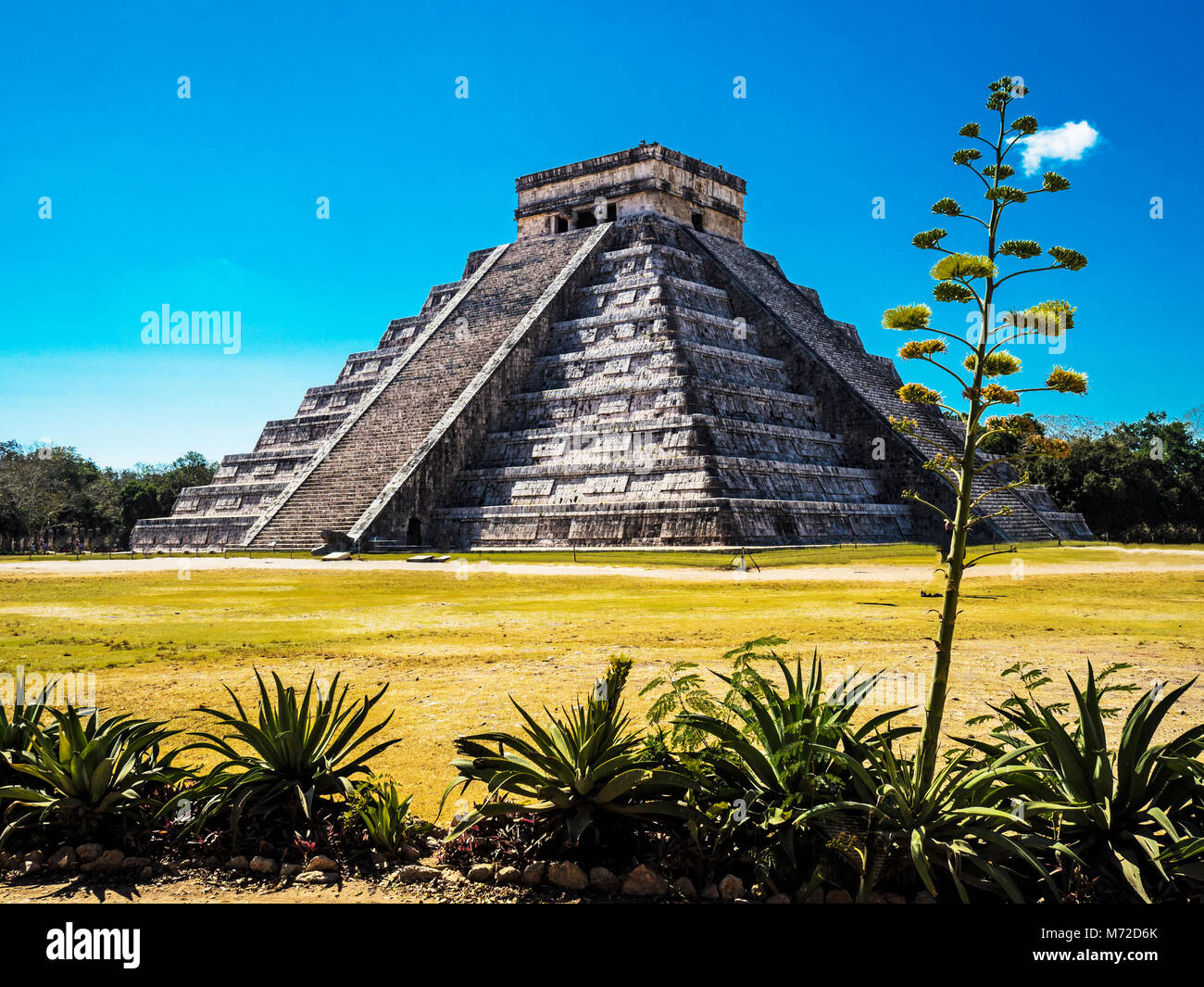 El Castillo, la pyramide de Kukulkán, est le plus populaire dans le ...