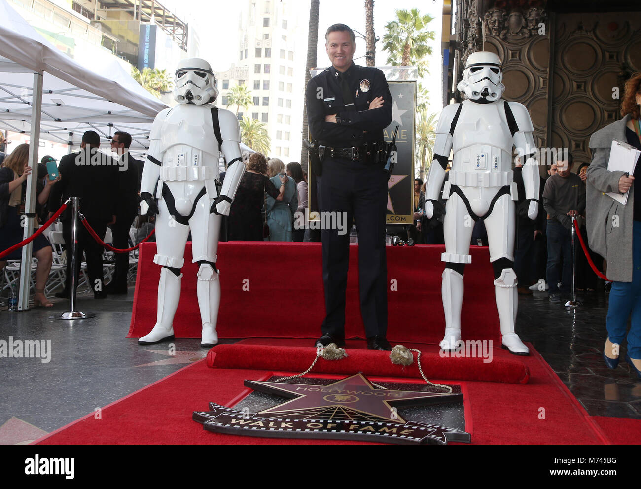 HOLLYWOOD, CA - 8 mars : Cory Palka, Mark Hamill à l'Honneur avec ...