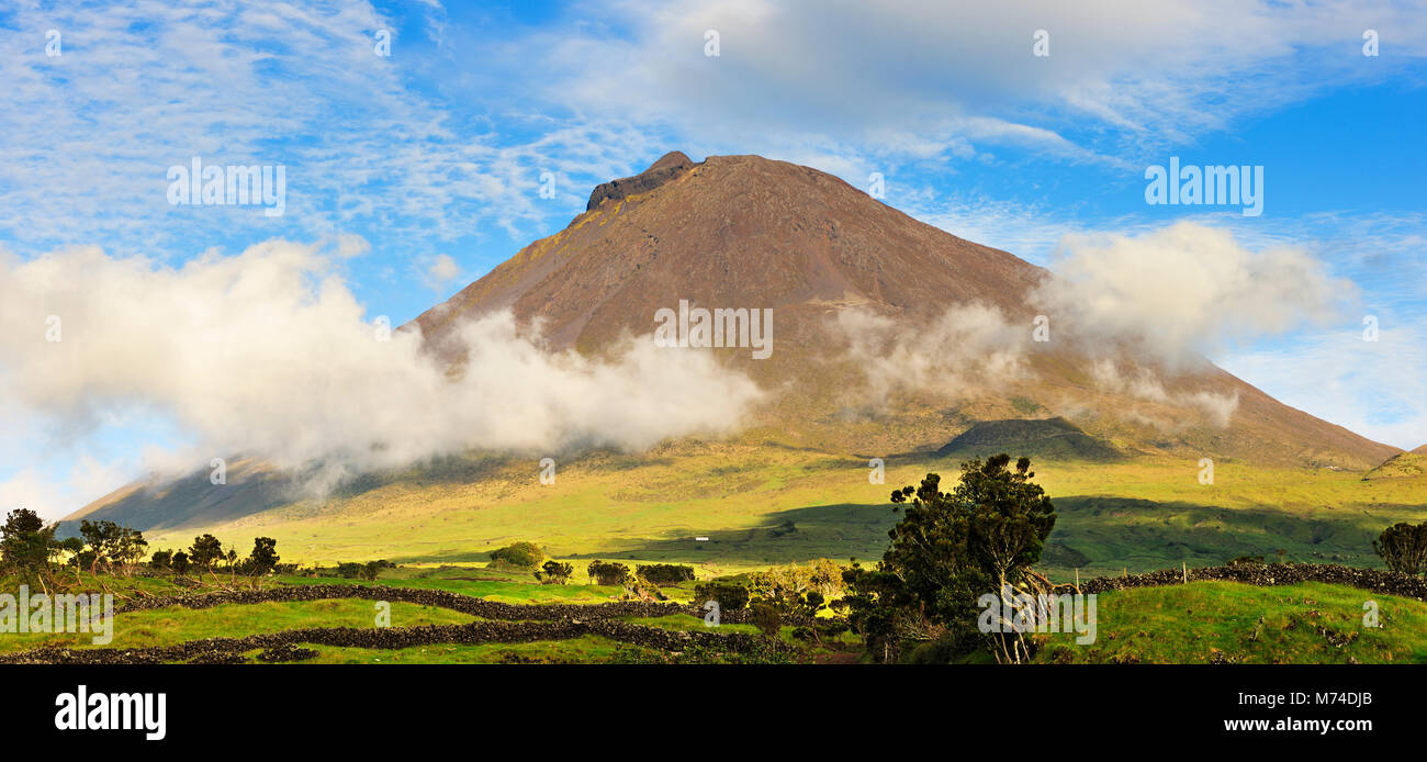 Pico volcan Banque de photographies et d’images à haute résolution - Alamy