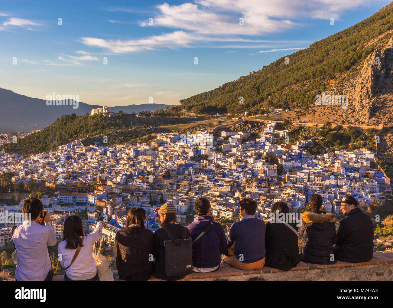 Chefchaouen au coucher du soleil Banque de photographies et d’images à ...