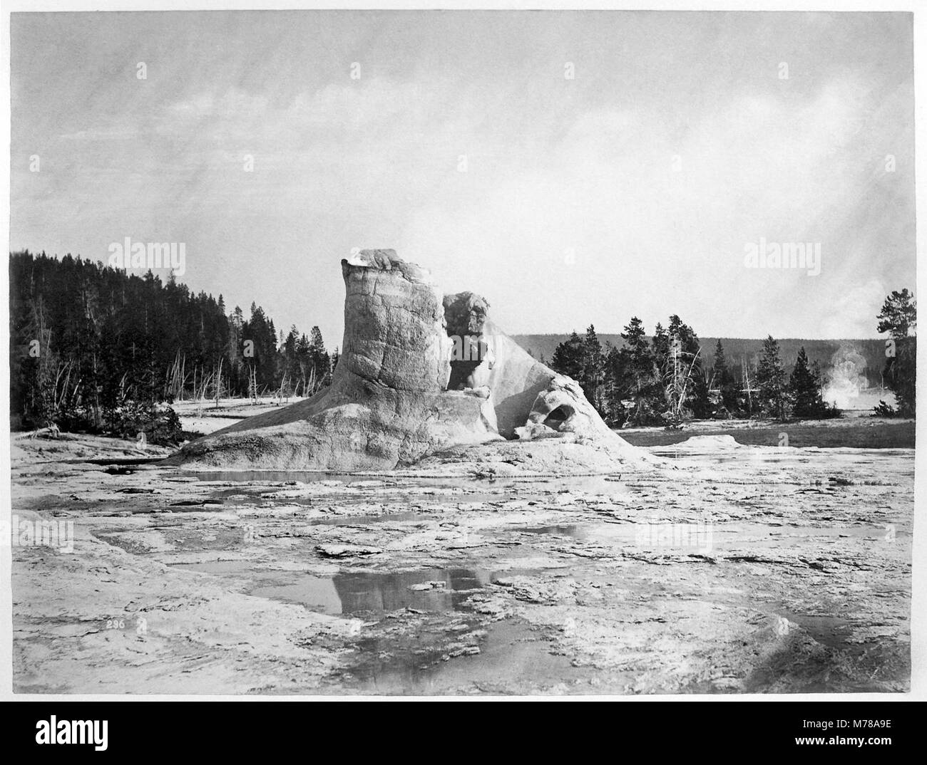 Orifice naturel Banque d'images noir et blanc - Alamy