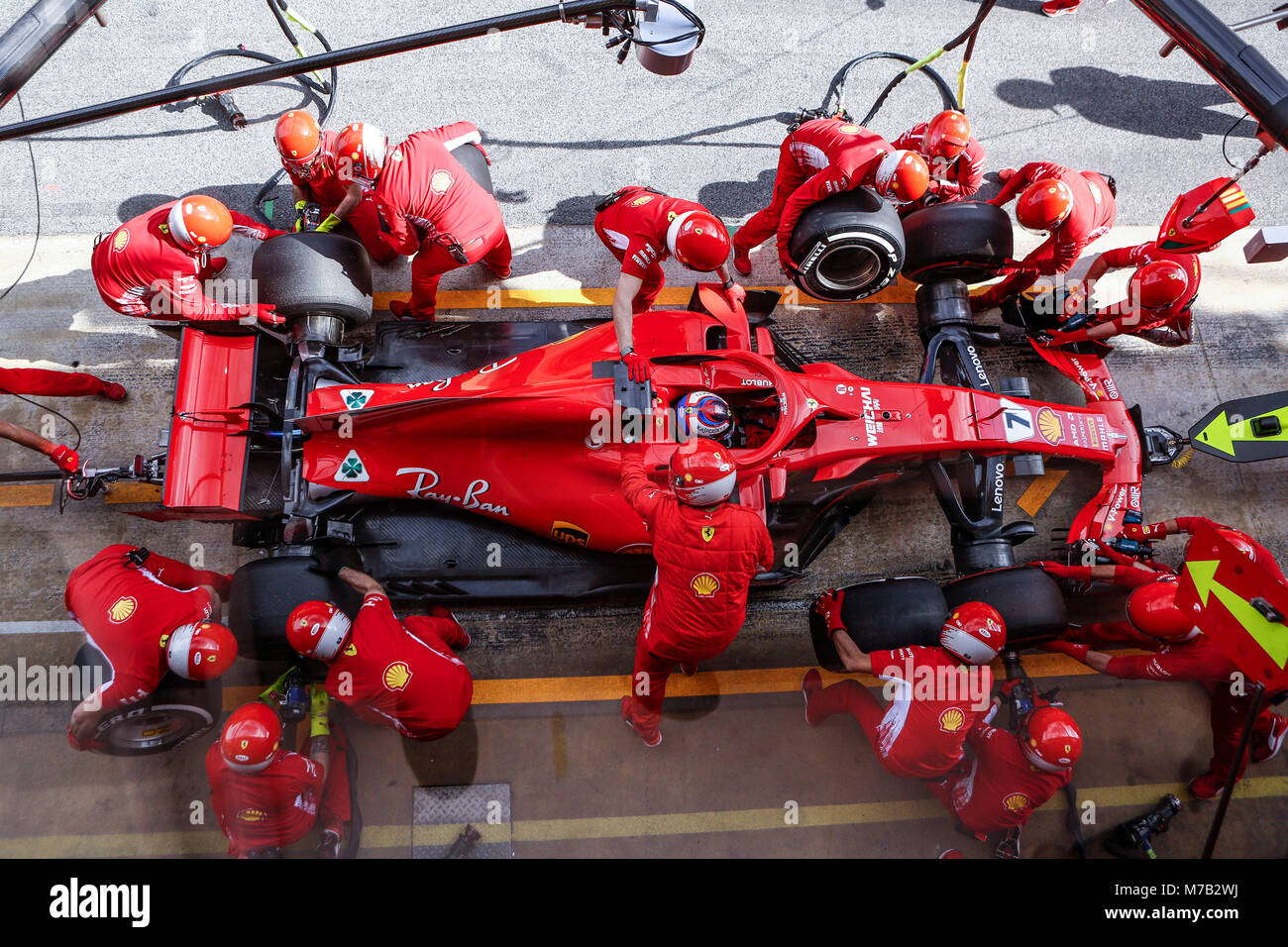 F1 pit box Banque de photographies et d’images à haute résolution - Alamy
