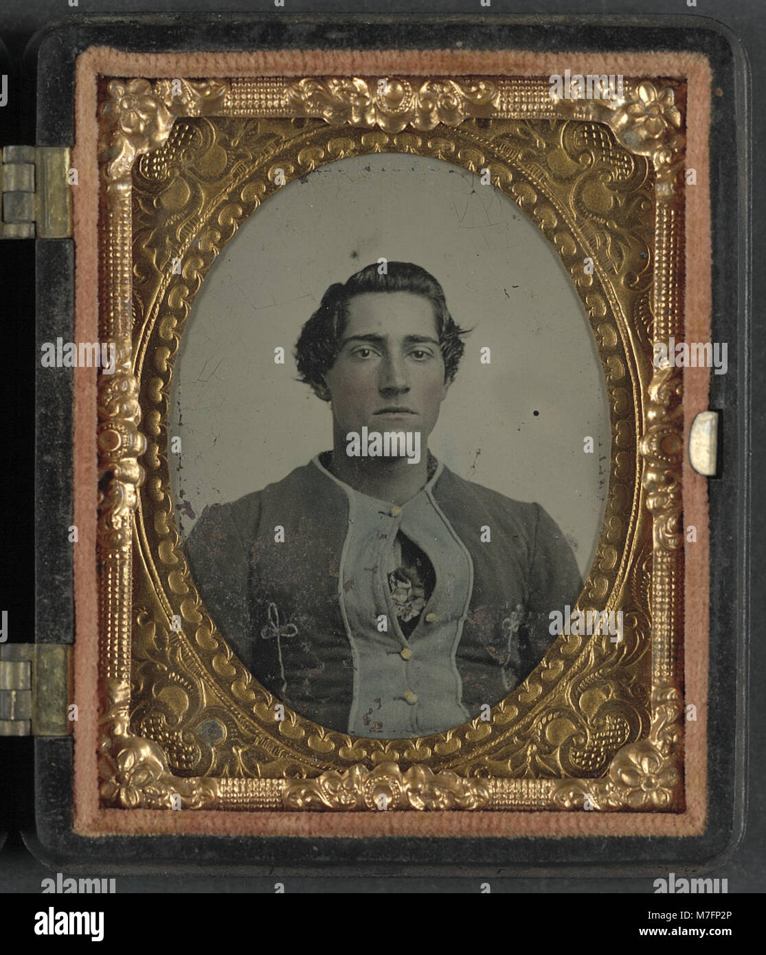 Un soldat non identifié du 34th Indiana Infantry Regiment est montré ...