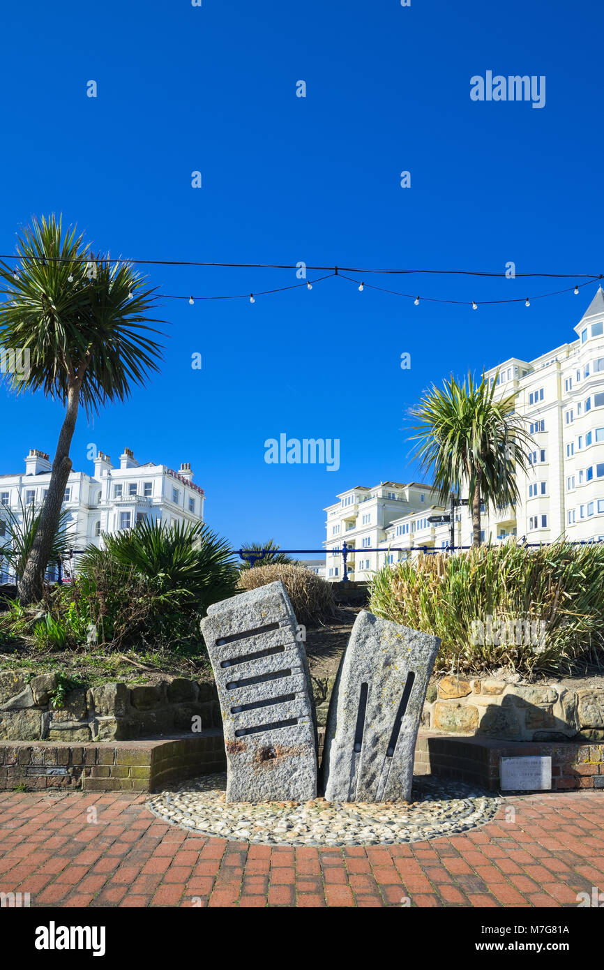 Eastbourne seafront walk Banque de photographies et d’images à haute ...