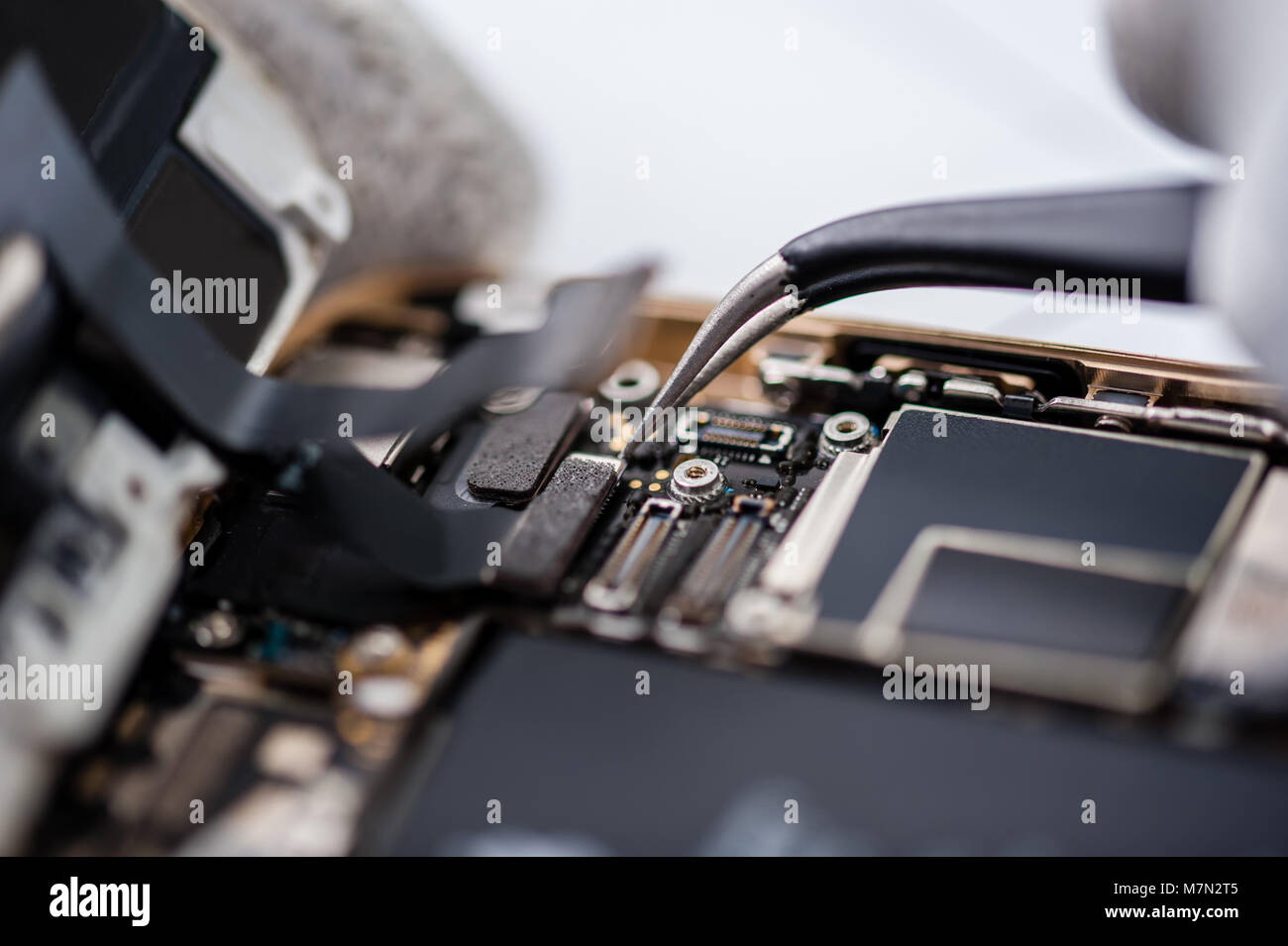 Mobile Phone Repair Banque d'image et photos - Alamy