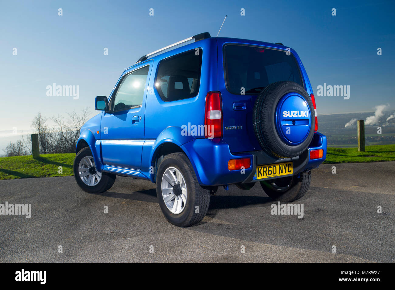 Suzuki jimny 4x4 off road Banque de photographies et d’images à haute ...