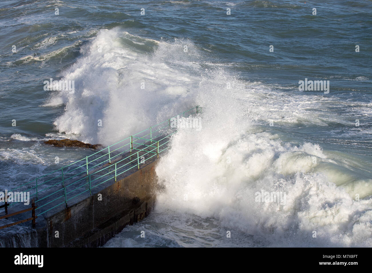 De Mer Agitée Banque d'image et photos - Alamy