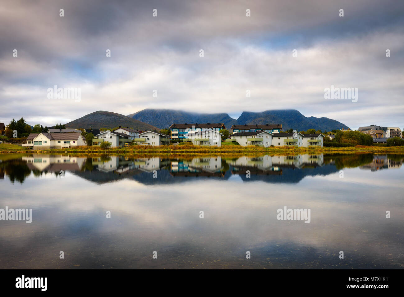 Ville de Leknes dans l'archipel des Lofoten, Norvège Photo Stock - Alamy