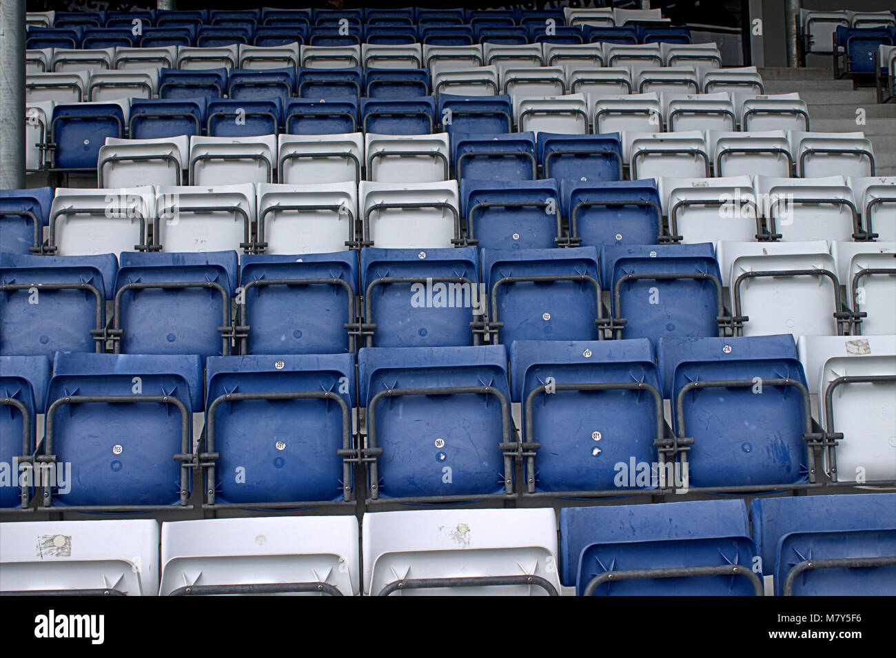 Stade montrant Banque de photographies et d’images à haute résolution ...