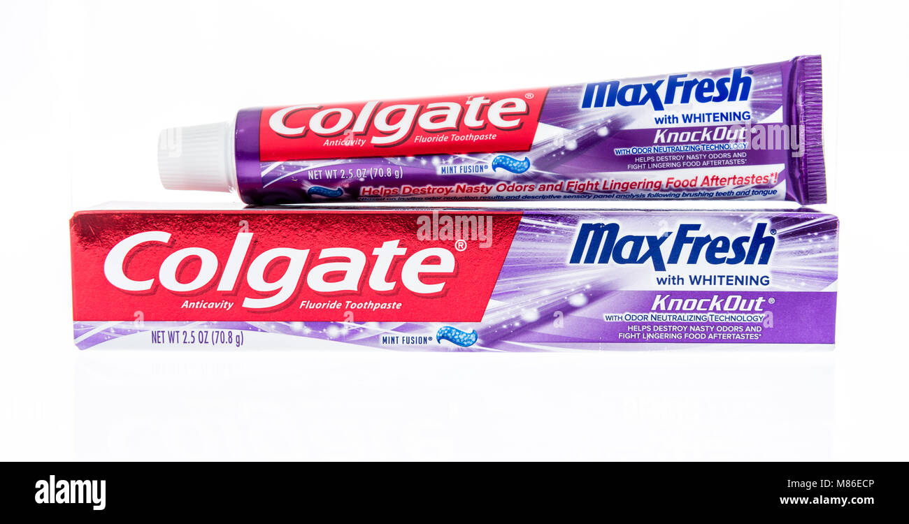 Colgate max blanc Banque de photographies et d’images à haute ...