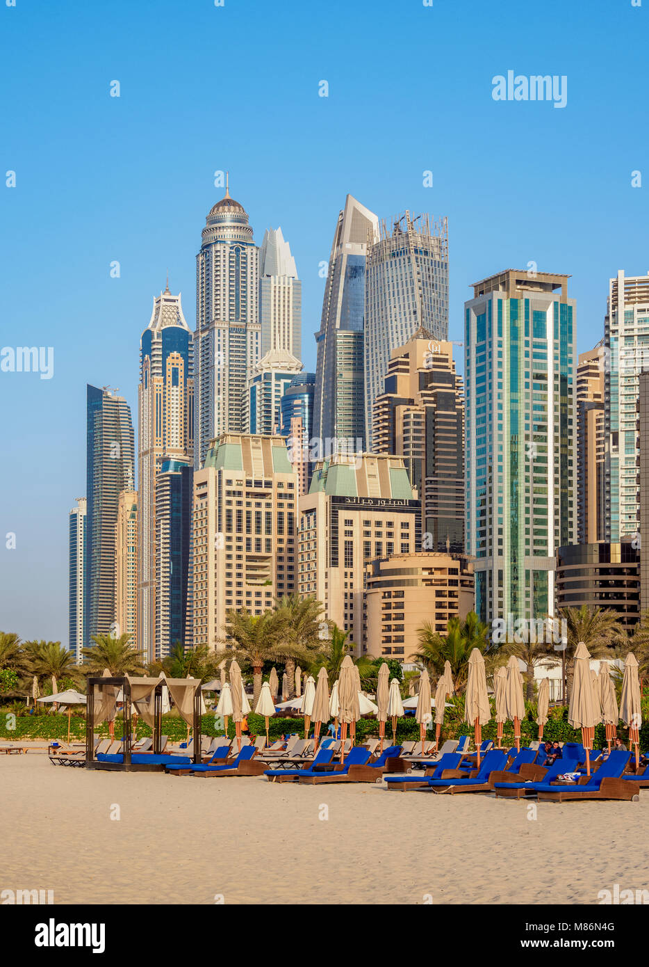 Jbr marina beach Banque de photographies et d’images à haute résolution ...