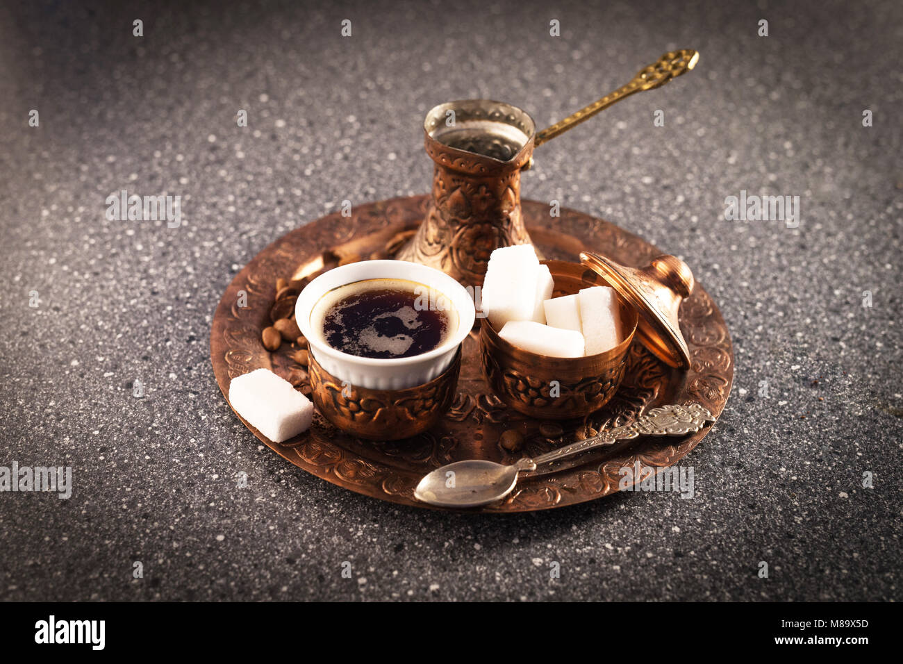 Turkish coffee Banque de photographies et d’images à haute résolution ...