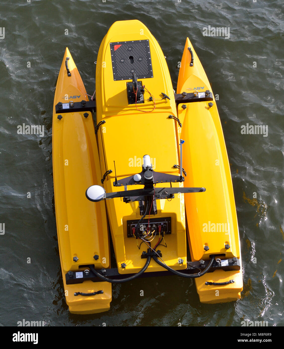 Navire autonome Banque de photographies et d’images à haute résolution ...