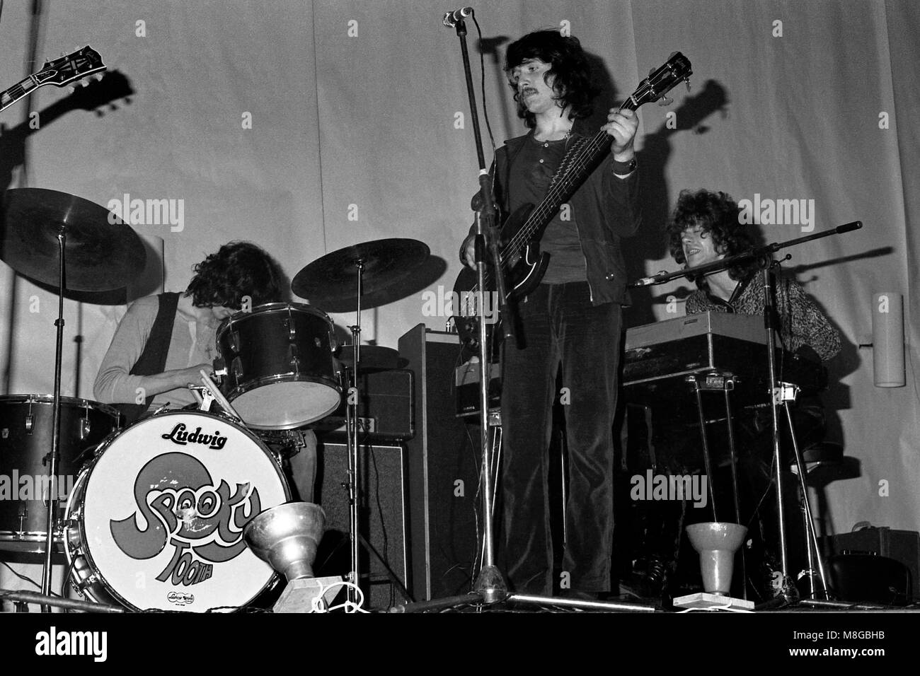 Spooky tooth band Banque de photographies et d’images à haute ...