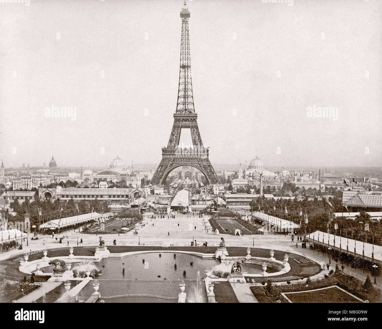 1890 France Paris - Tour Eiffel et Champs de Mars Photo Stock - Alamy