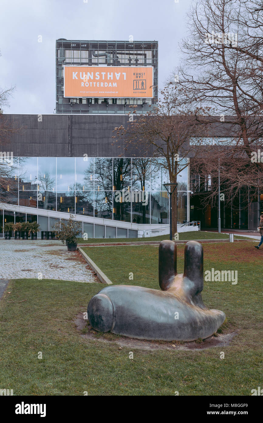 Le Kunsthal de Rotterdam, Pays-Bas. Conçu par OMA (Rem Koolhaas) 1992 ...