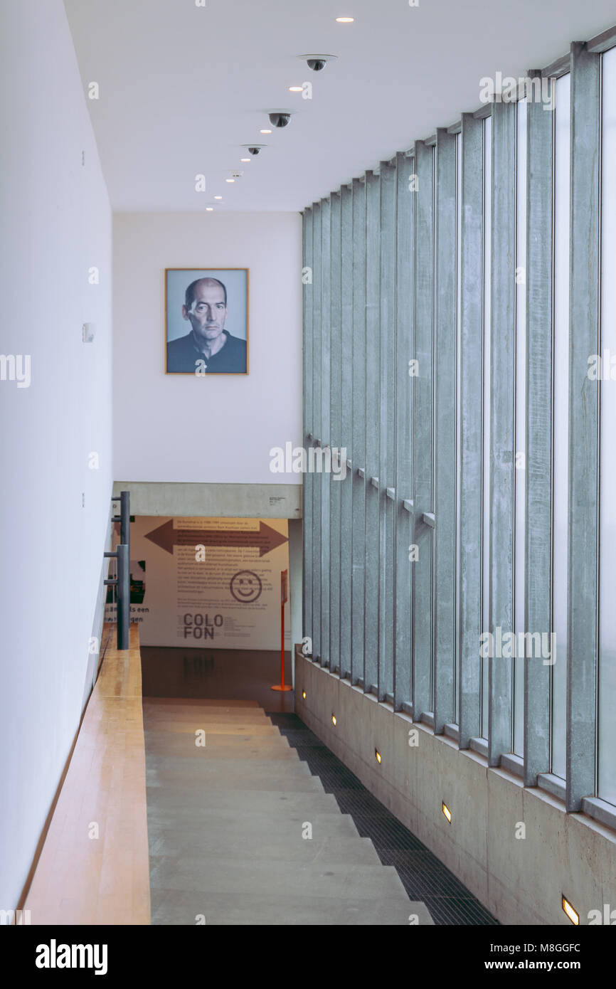 Le Kunsthal de Rotterdam, Pays-Bas. Conçu par OMA (Rem Koolhaas) 1992 ...