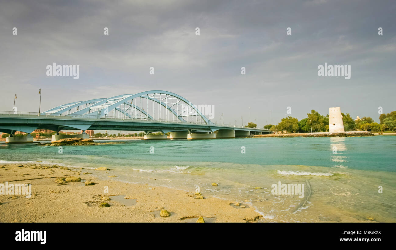 Le Al Maqta Bridge, construit en 1967, est le premier monument pont ...