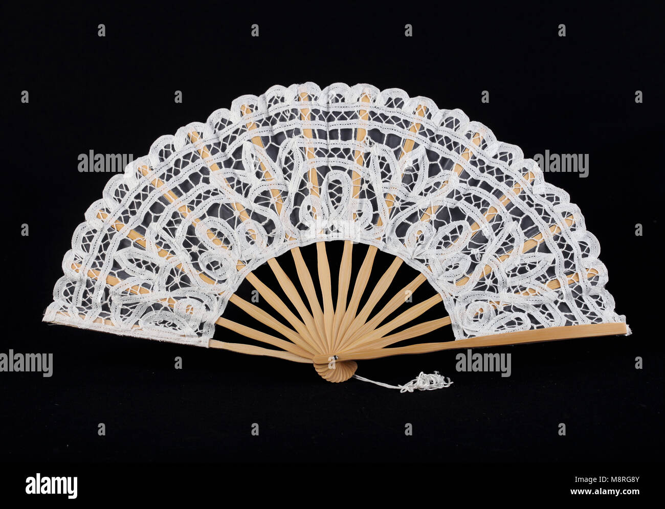 Black lace fan Banque de photographies et d’images à haute résolution ...