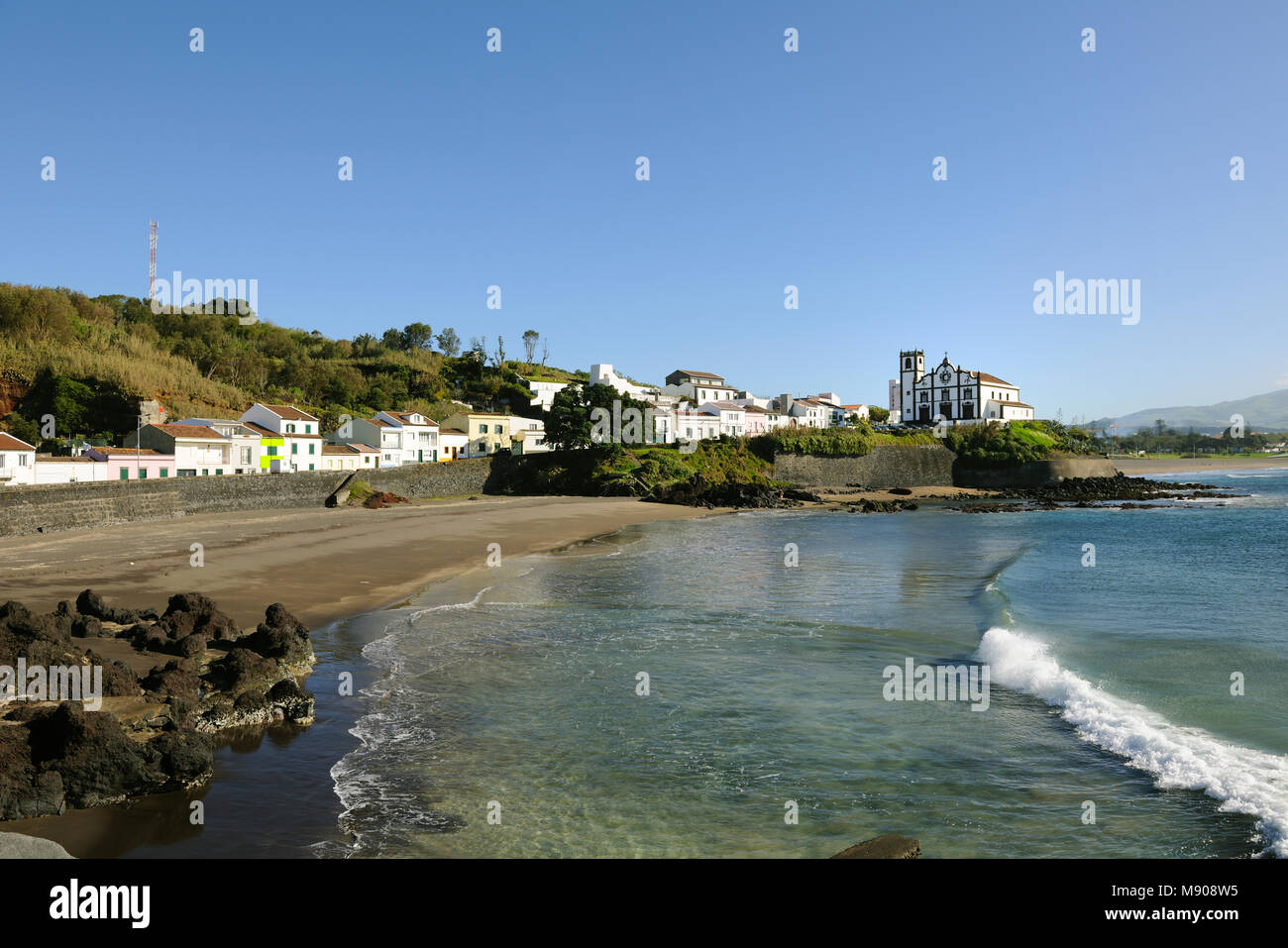 Sao roque beach azores portugal Banque de photographies et d’images à ...