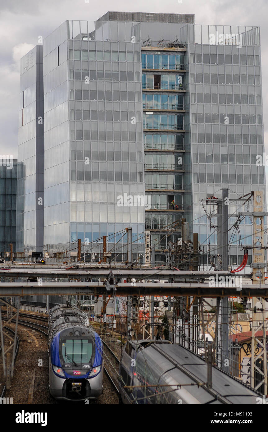 Ter sncf Banque de photographies et d’images à haute résolution - Alamy