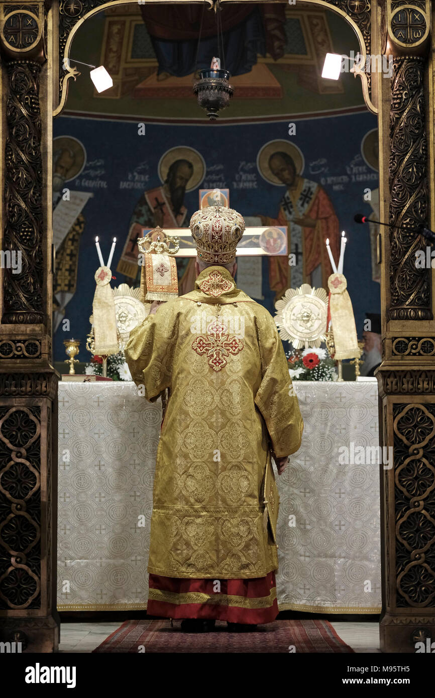 Liturgie divine catholique grecque melkite Banque de photographies et d ...