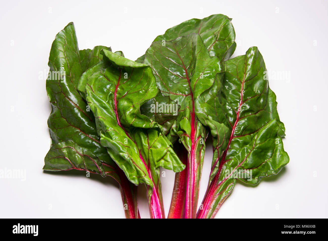 Blettes rouges fraîches Banque de photographies et d’images à haute ...