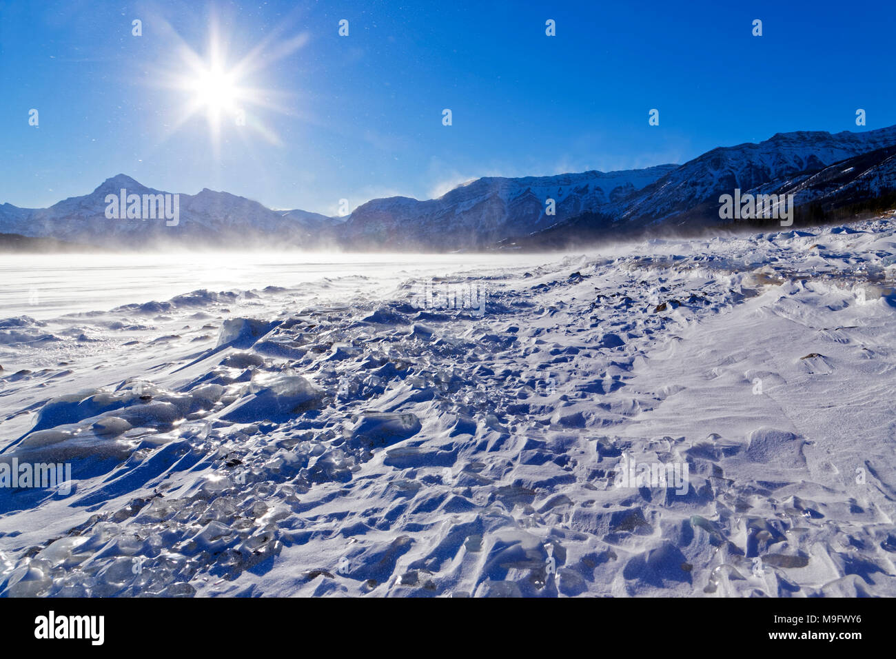 Ice clumps Banque de photographies et d’images à haute résolution - Alamy