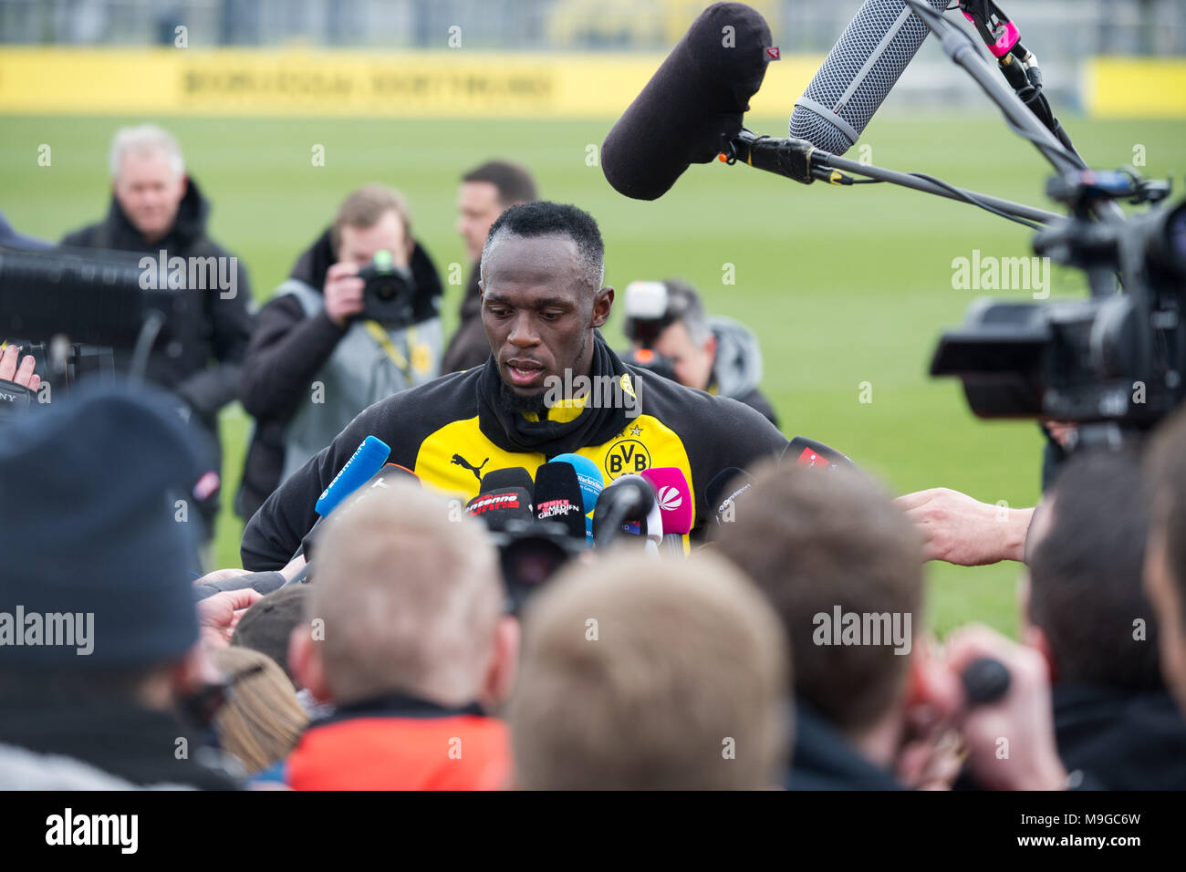 Usain bolt interview Banque de photographies et d’images à haute ...
