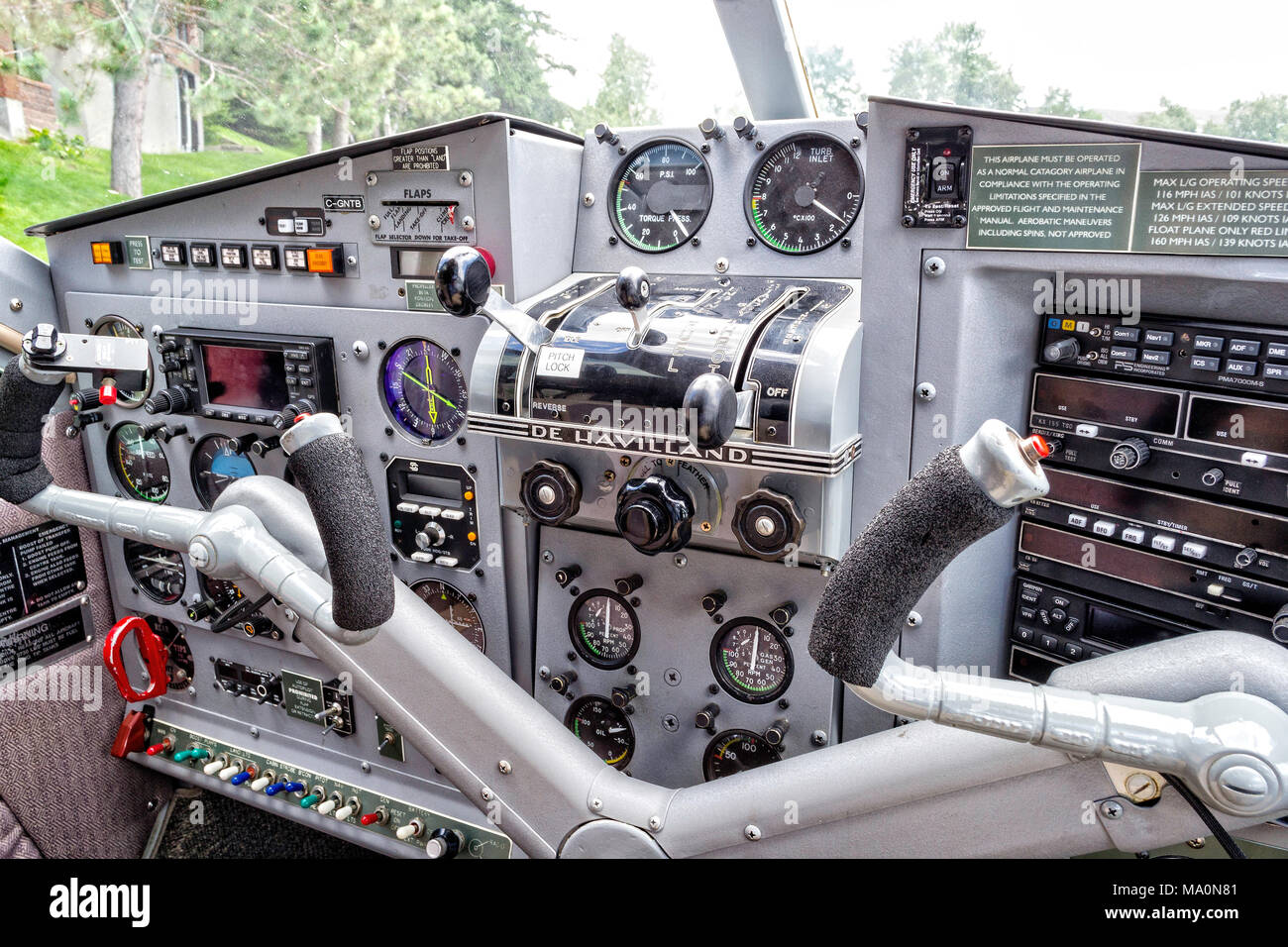 Le de Havilland DHC-2T Beaver Turbo Tableau de bord Photo Stock - Alamy