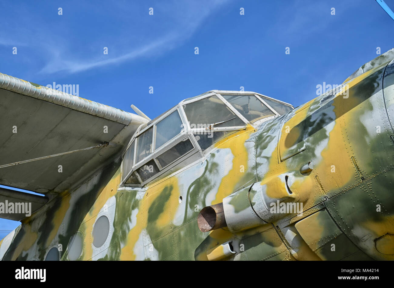 Cockpit antonov an 2 biplane Banque de photographies et d’images à ...