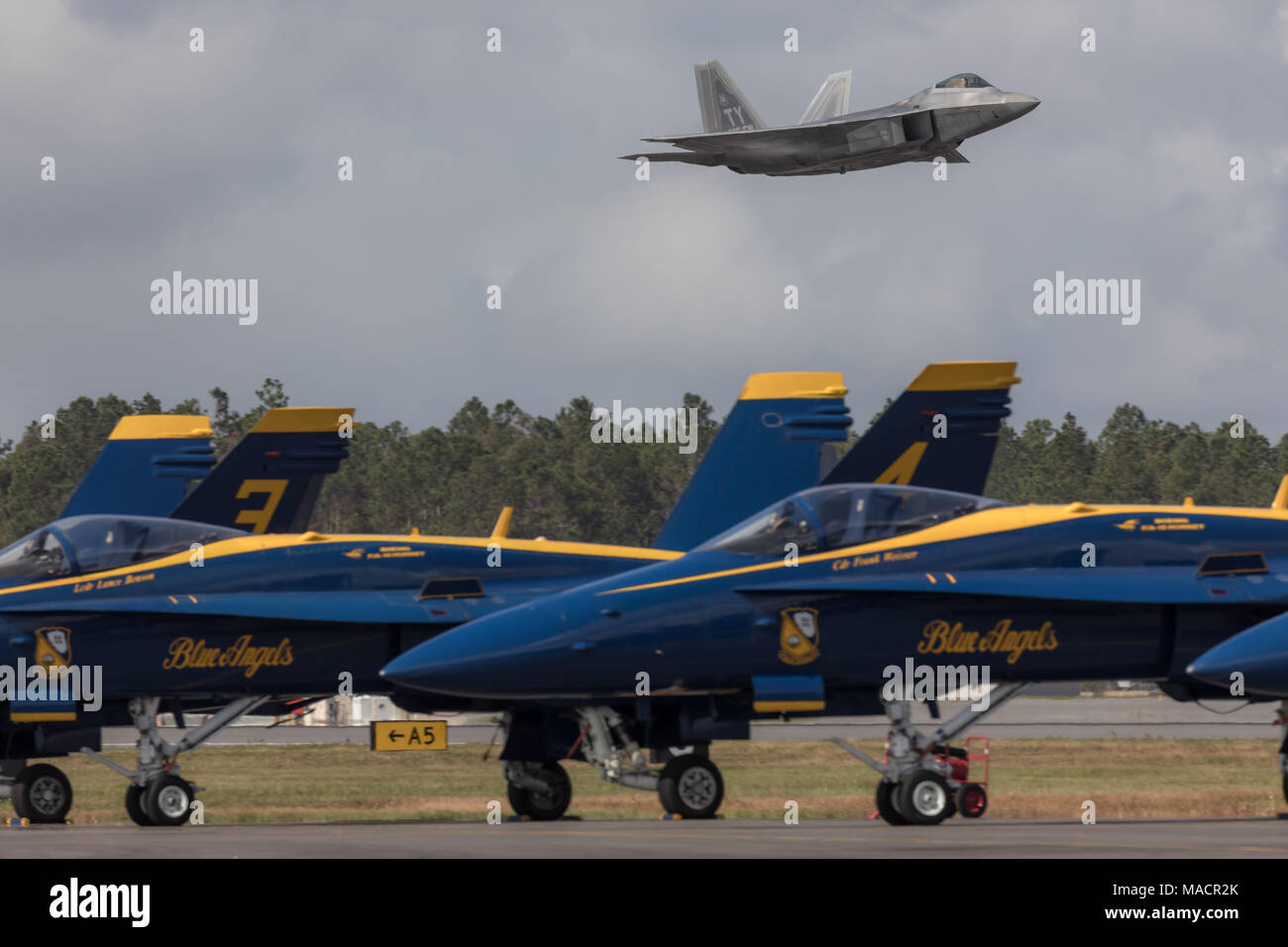 Lockheed f 22 raptor Banque de photographies et d’images à haute ...