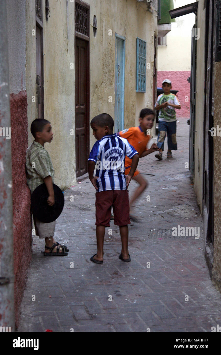 Jeux traditionnels enfants afrique Banque de photographies et d’images ...