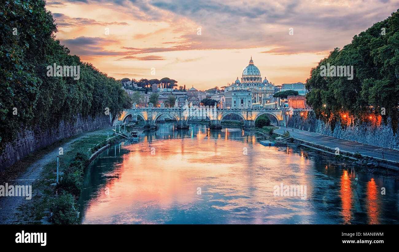 Paysage urbain de rome Banque de photographies et d’images à haute ...