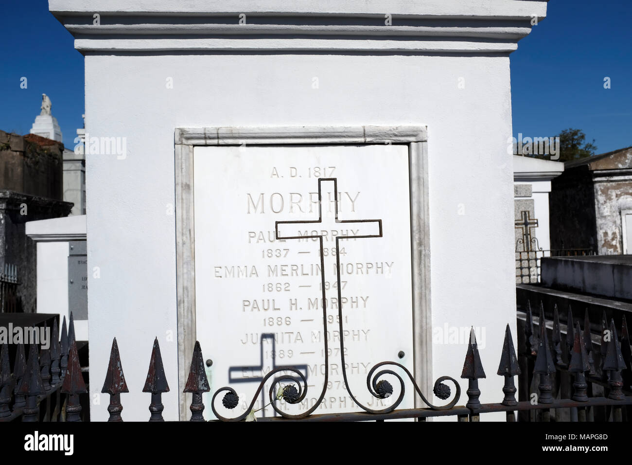 Tombe de Paul Morphy, Champion d'échecs américain, dans le cimetière ...