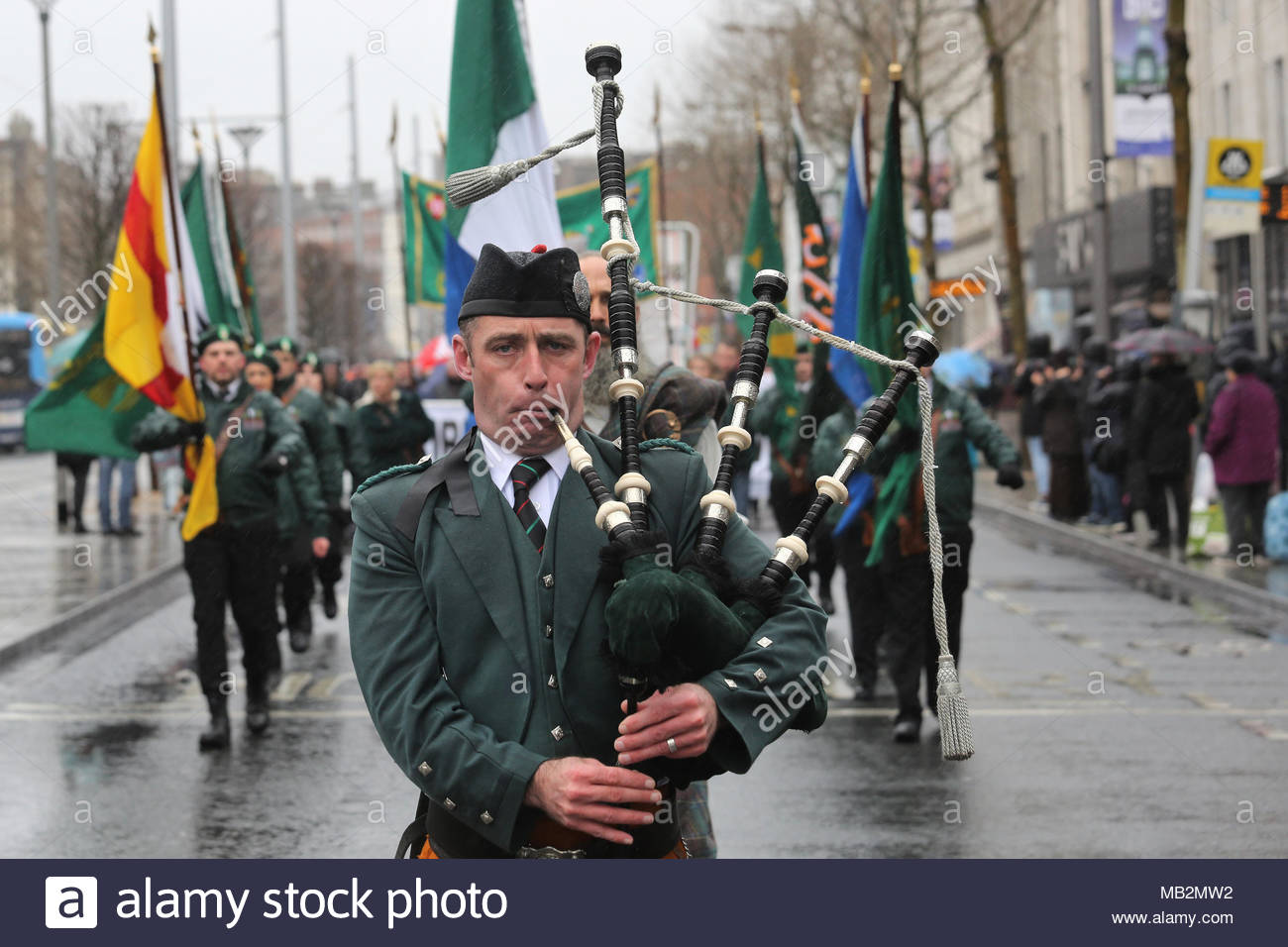 Ira irish republican army Banque de photographies et d’images à haute ...
