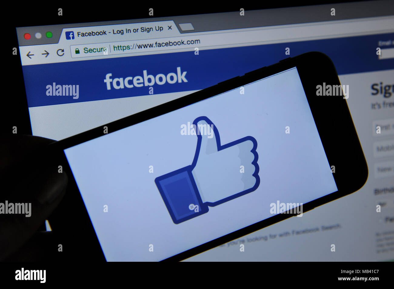 Facebook logo like Banque de photographies et d’images à haute ...