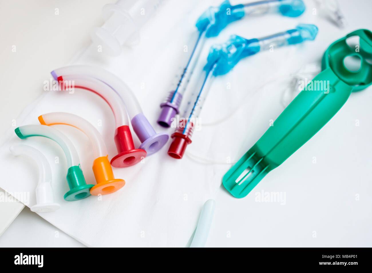 Intubation trachéale Banque de photographies et d’images à haute ...