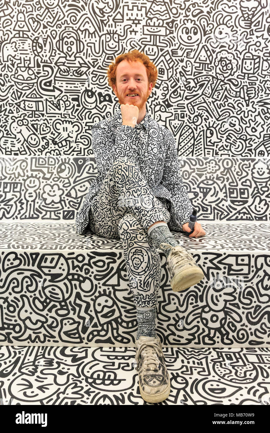 Exchange Square, Londres, 7 avril 2018. L'artiste Sam Cox, portrait ...