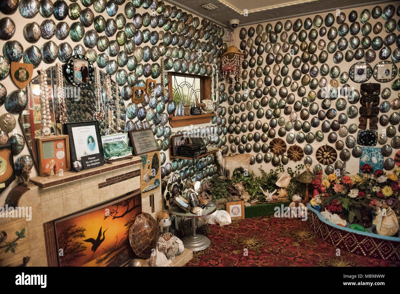 Paua shell house Banque de photographies et d’images à haute résolution ...