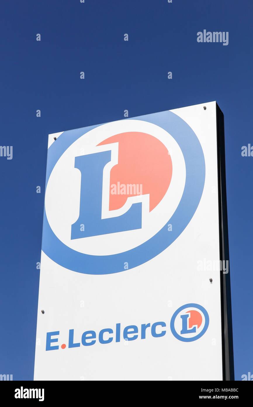 Leclerc logo Banque de photographies et d’images à haute résolution - Alamy