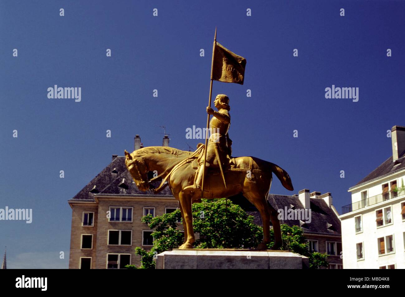 Jeanne d'Arc à cheval - Caen - allso Jeanne d'Arc (1412 - 30 mai 1431 ...
