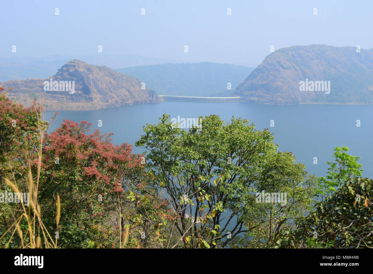 Idukki arch barrage Banque de photographies et d’images à haute ...