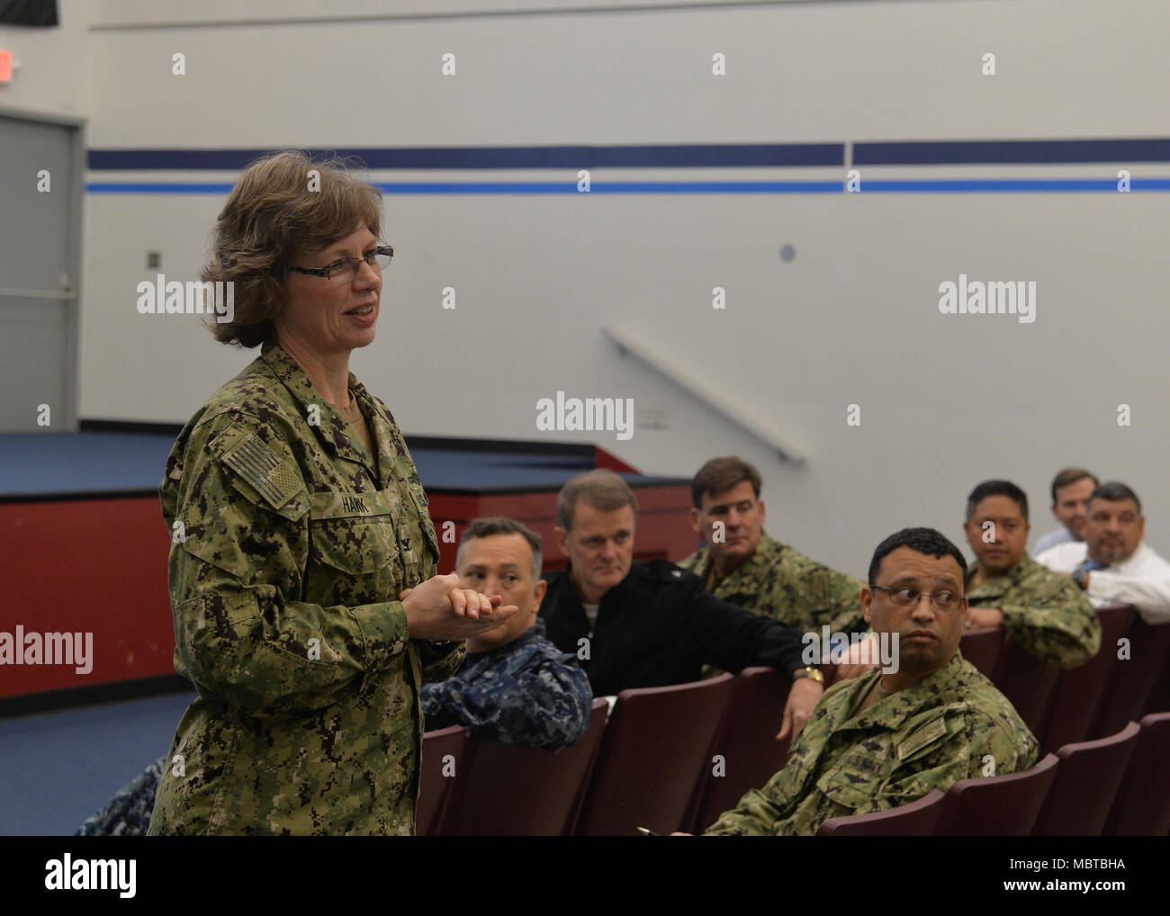 Capitaine kathleen hawk Banque de photographies et d’images à haute ...