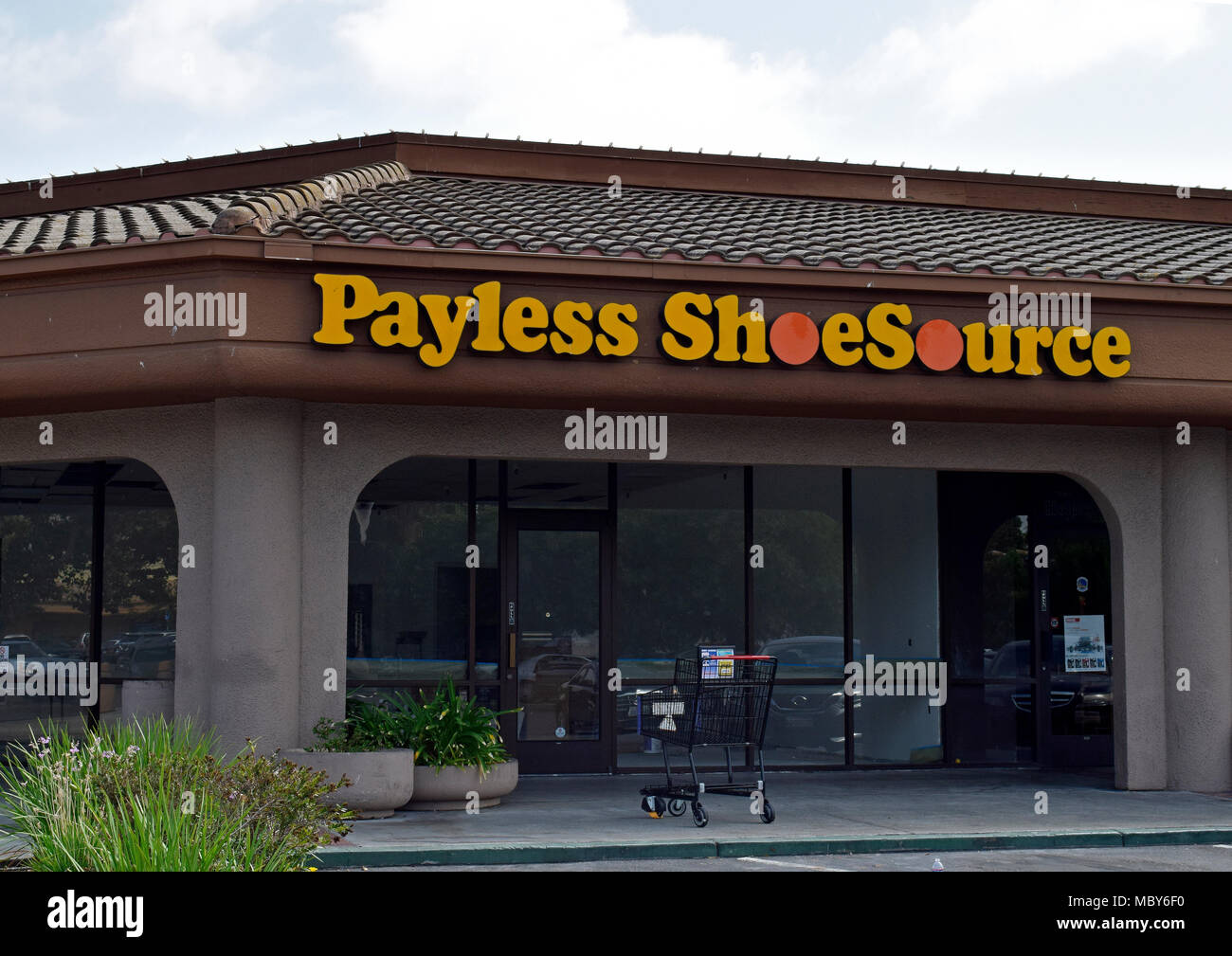 Payless shoes Banque de photographies et d’images à haute résolution ...