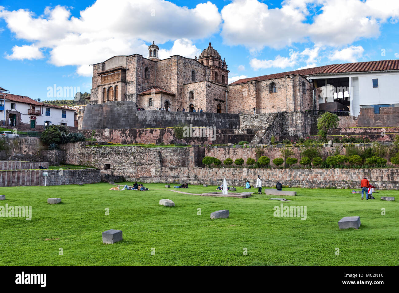 Inca sun temple cusco peru Banque de photographies et d’images à haute ...