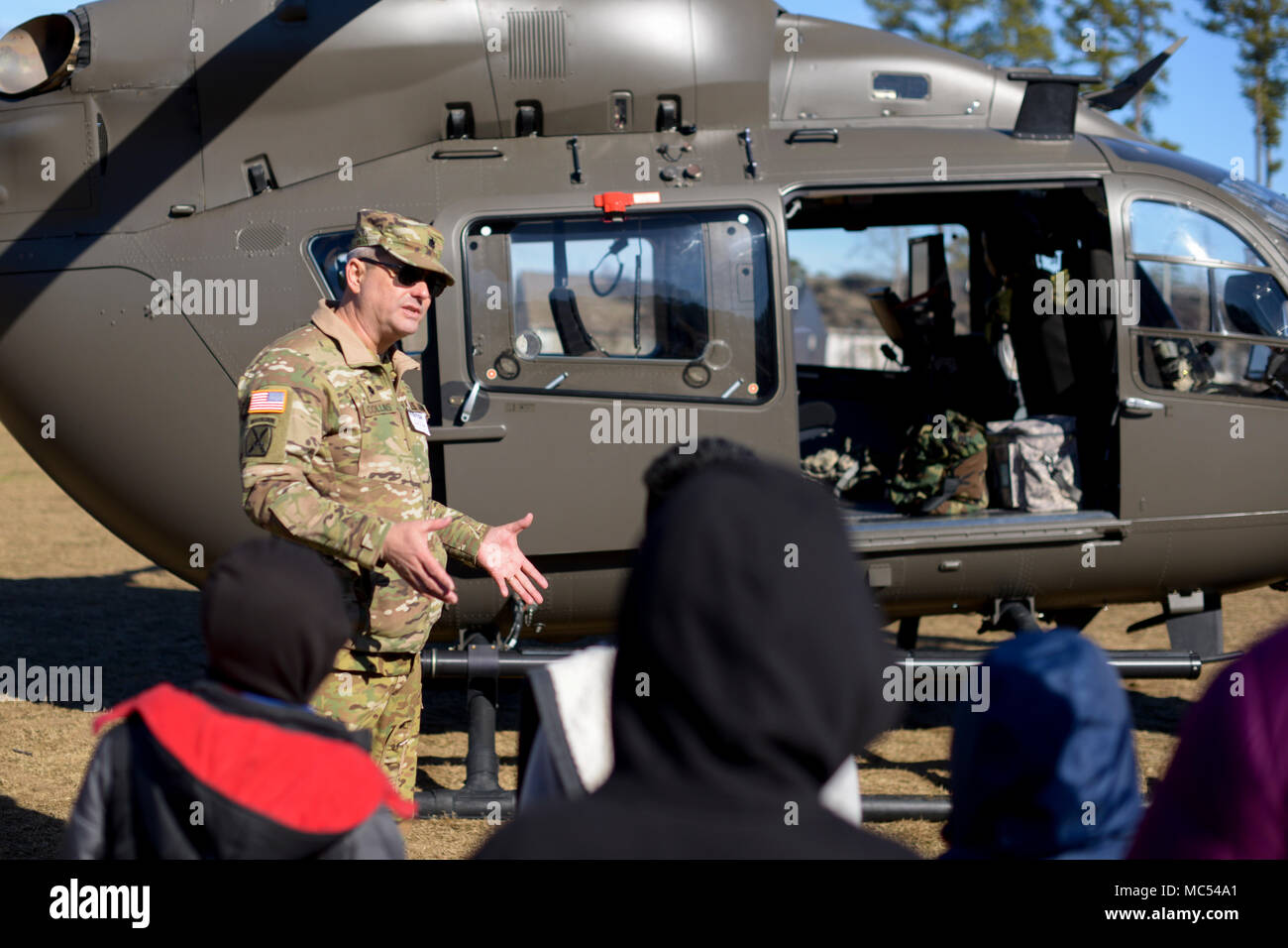 Le lieutenant-colonel Benny Collins, commandant de la 1-130ème ...